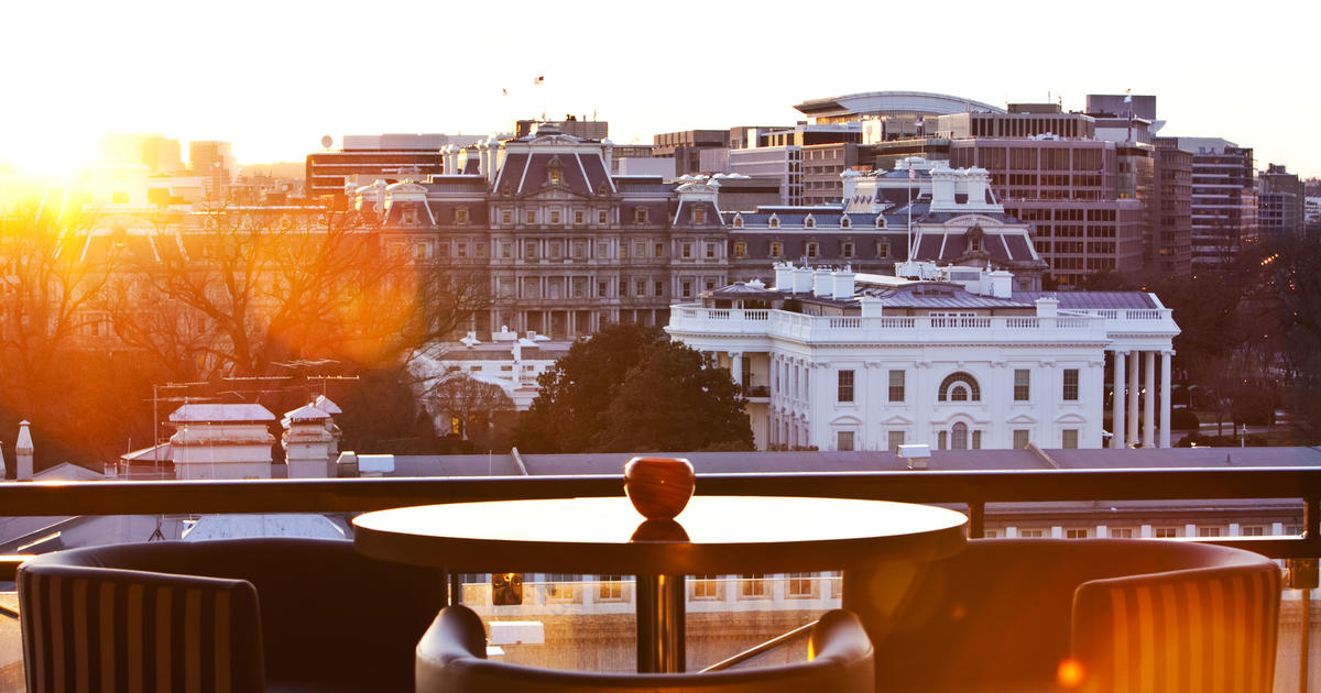 25 DC Bars with a View - FamousDC